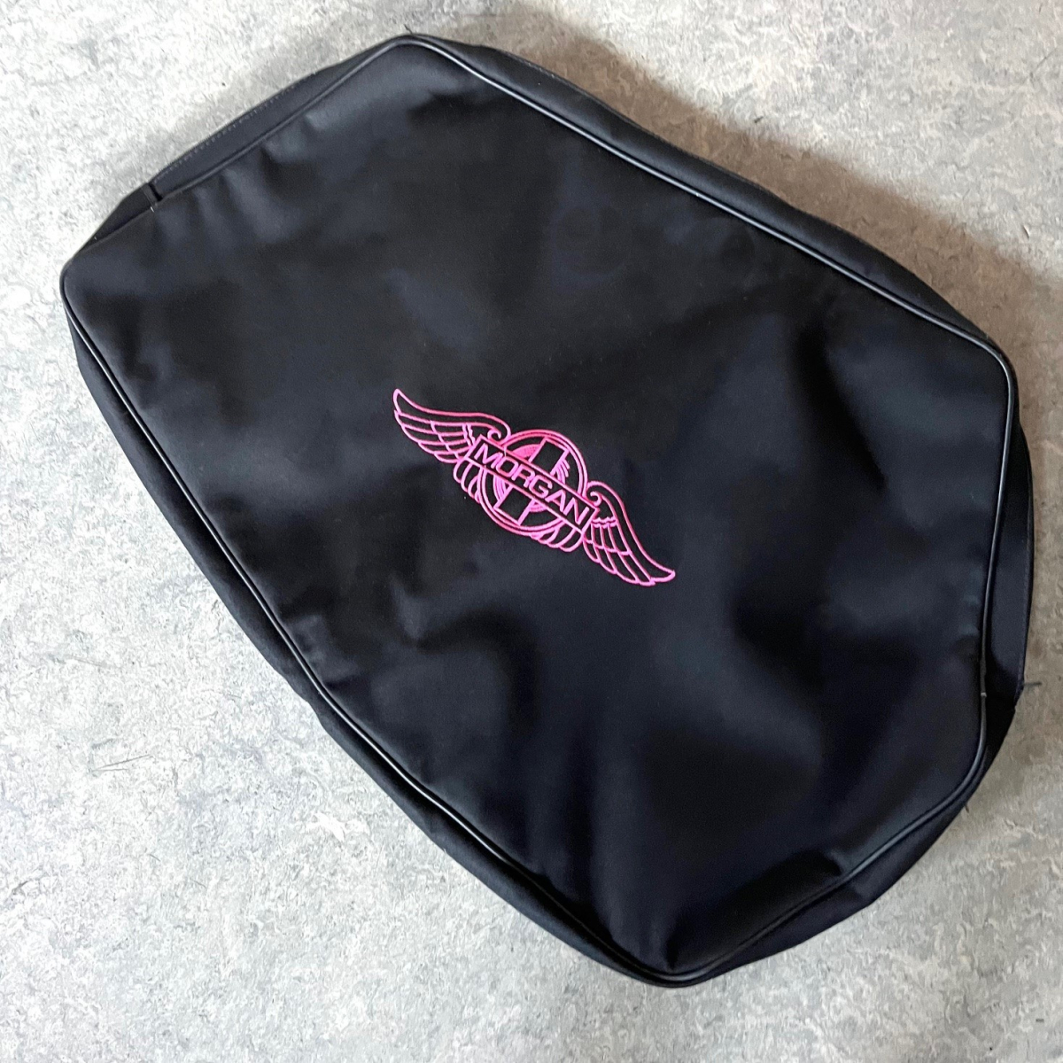 Black sidescreen bag with Morgan wings (pre 1997 cars) :: Mog Parts ...
