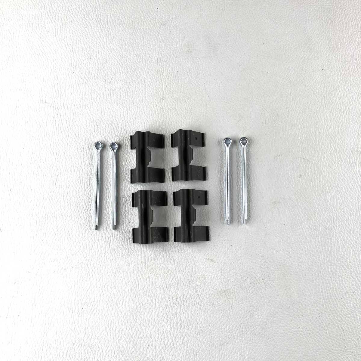 Pad retaining pin kit for all cars 7/1993 on :: Mog Parts, Morgan Car ...