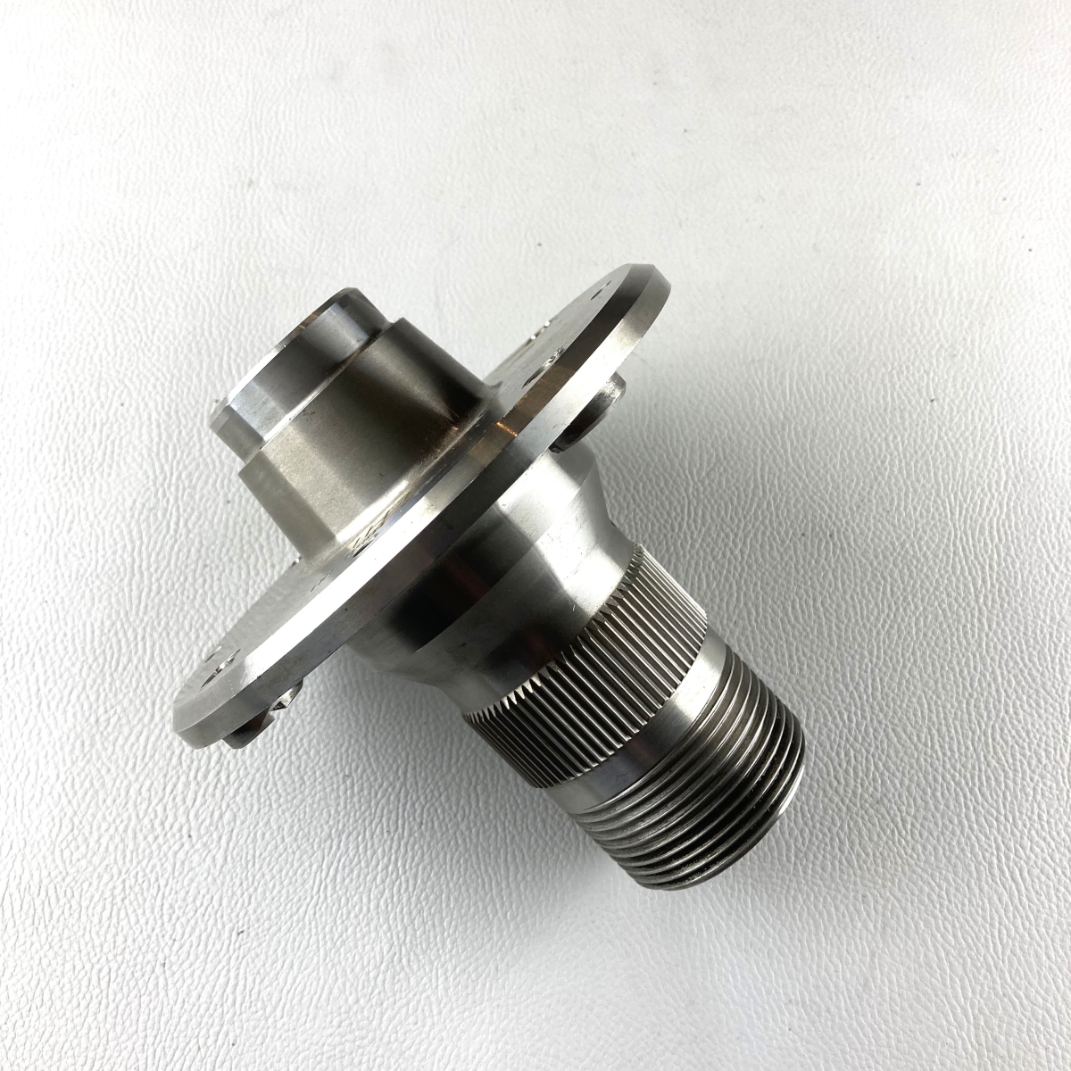 Rear splined hub right hand :: Mog Parts, Morgan Car Parts & Morgan ...